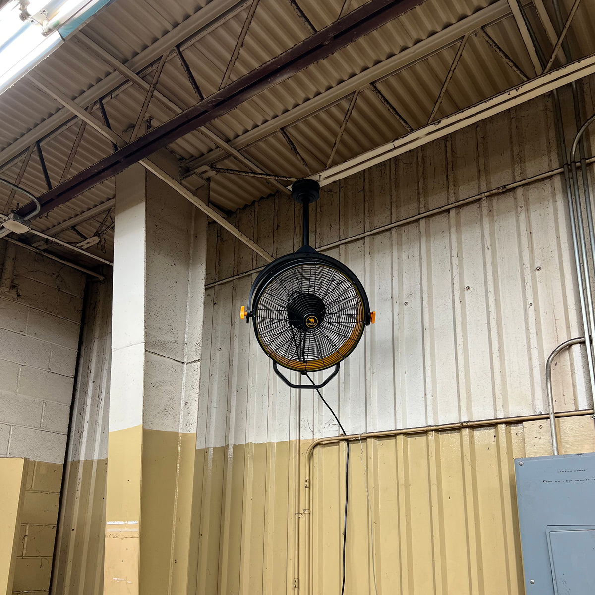 Garage Fan Profile: Warehouse / Commercial Space | MULE